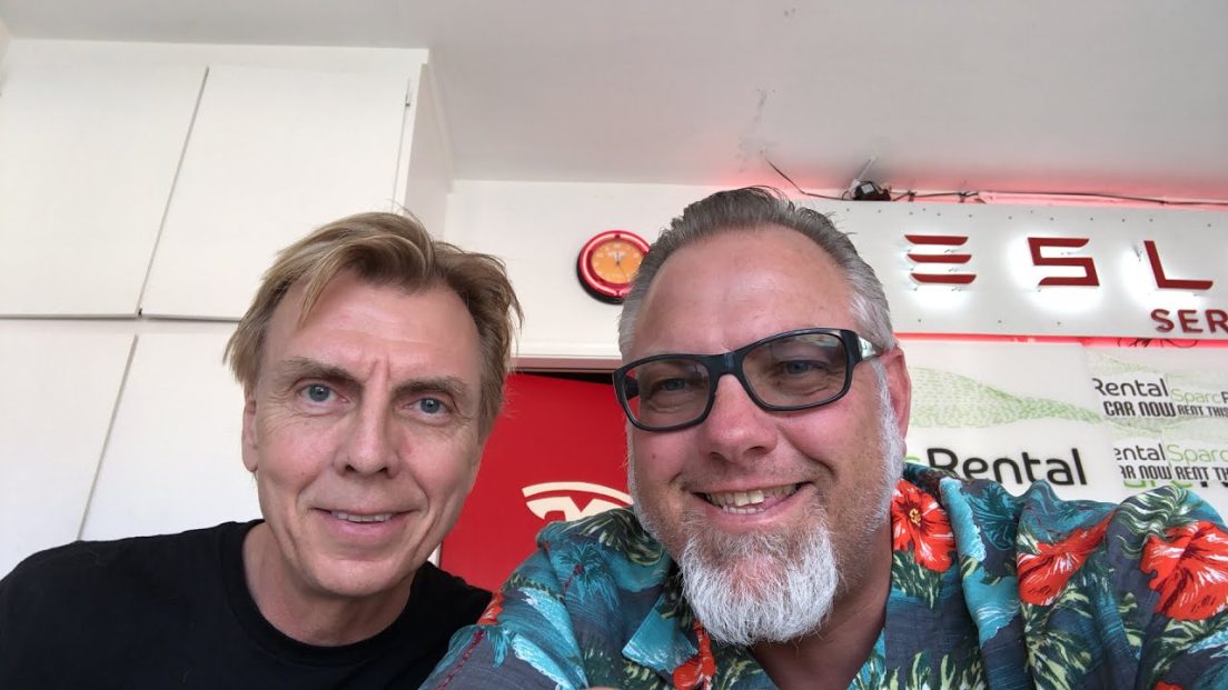 Live-Chat über Tesla-Aktien und Wirtschaft in Phoenix, Arizona mit Rolf ...